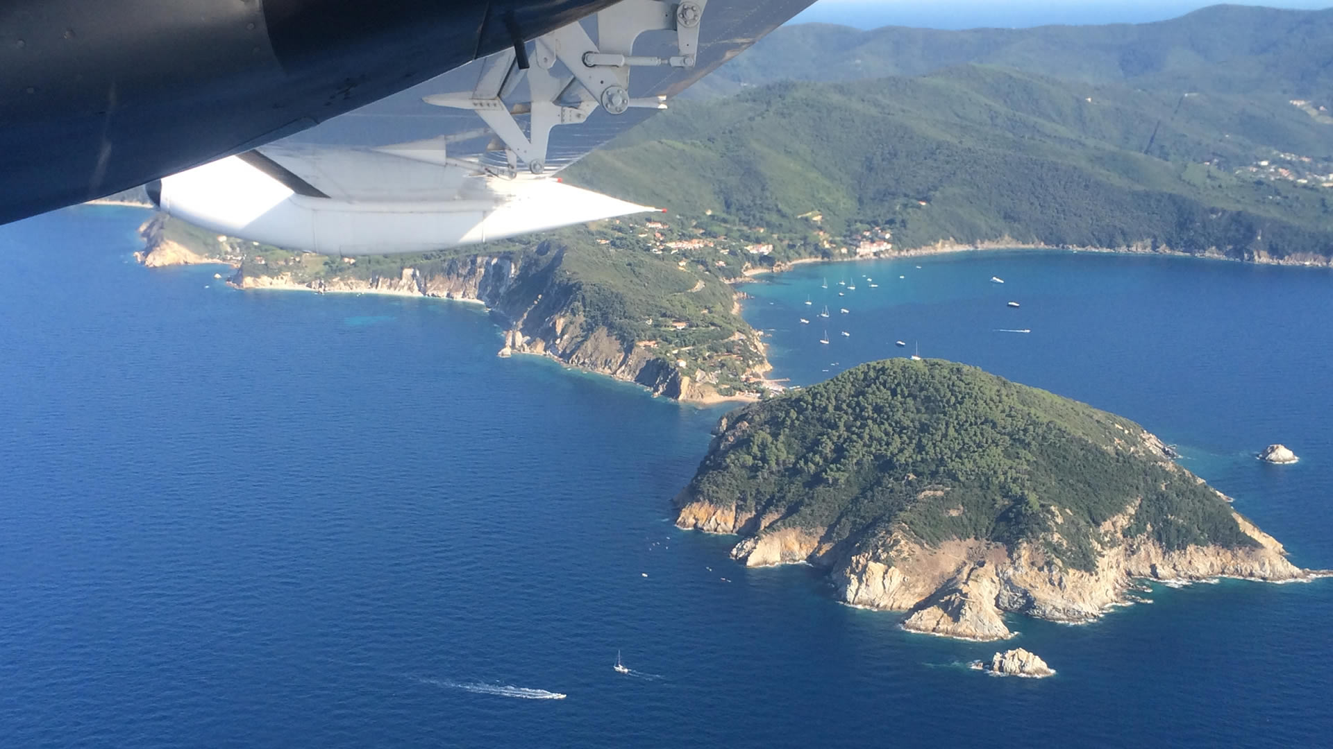 Flights and Travels - Voli per Lussino e Isola d'Elba da Lugano
